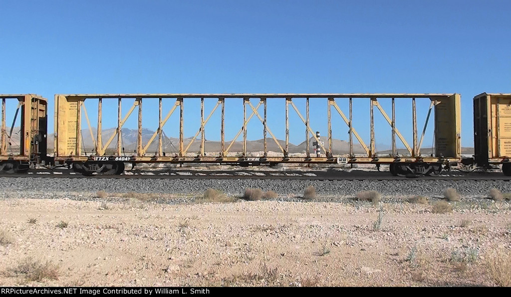 EB Manifest Frt at Erie NV -56